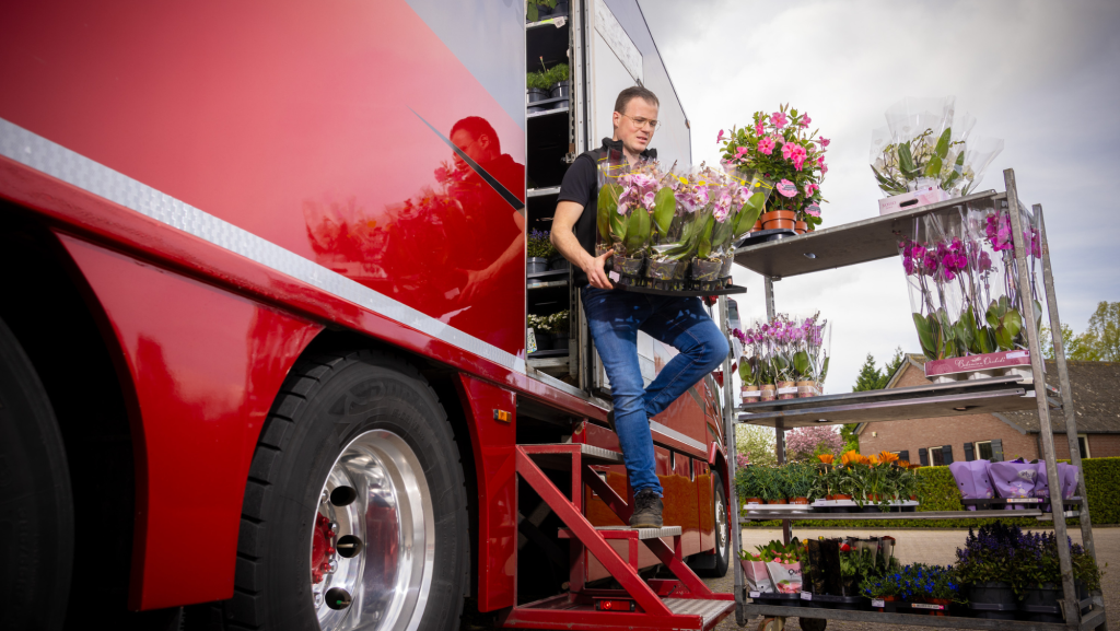 Line driver Jaap Rietveld: “We have to… | Royal FloraHolland